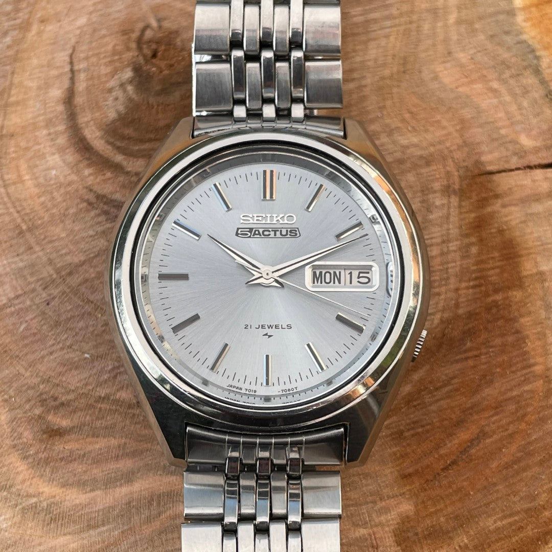 Vintage Watches – Time-Tee’s